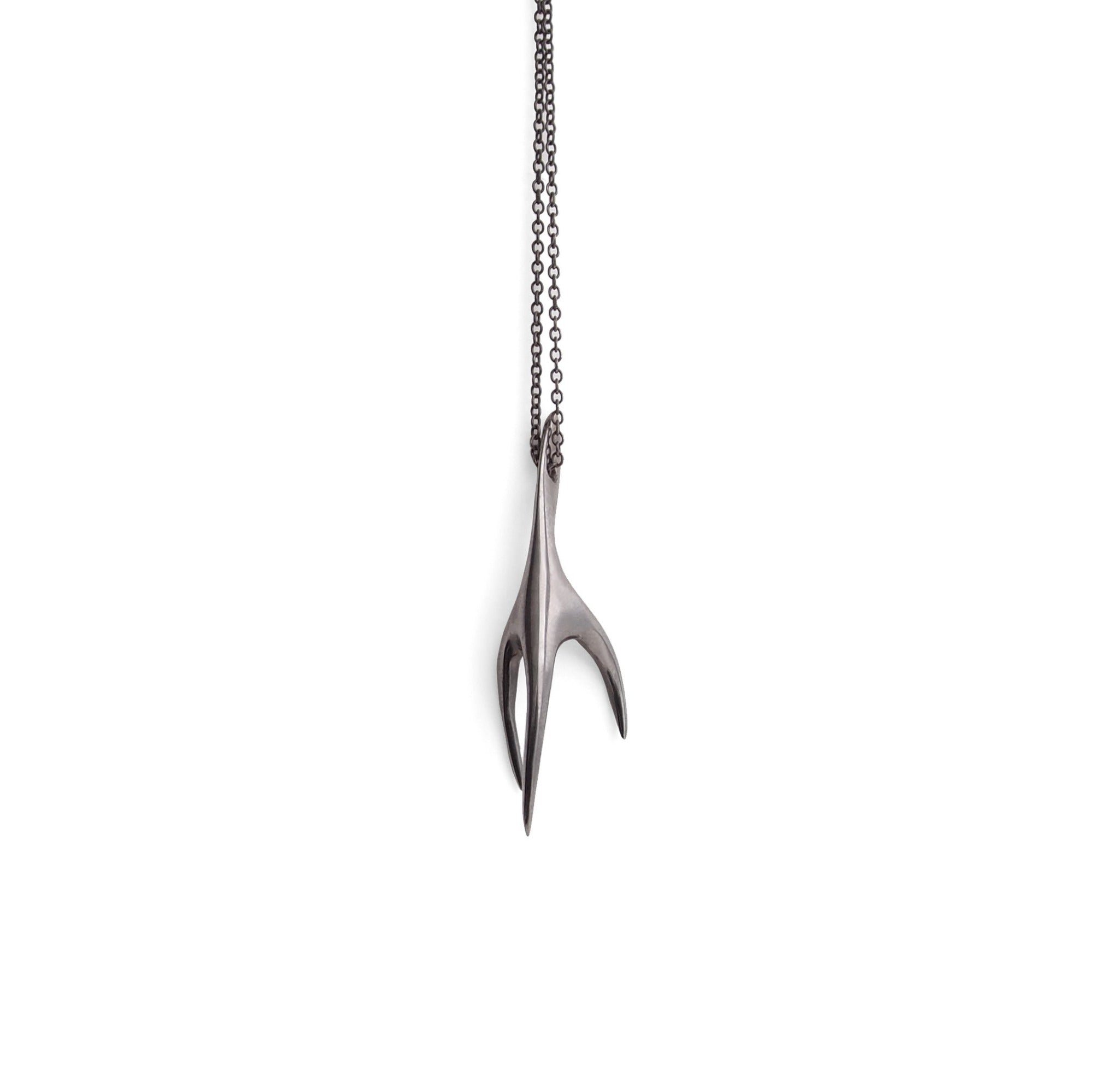 talon pendant – Marion Cage